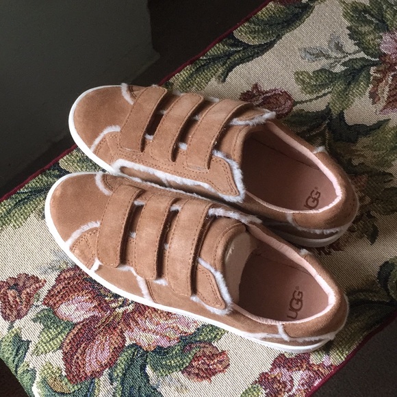 UGG | Shoes | New Ugg Alix Spill Seam Chestnut | Poshmark